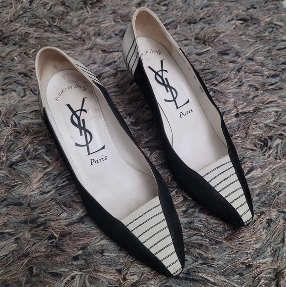 Yves Saint Laurent | Shoes | Authentic Ysl Classic Velvet Pump Shoes ...